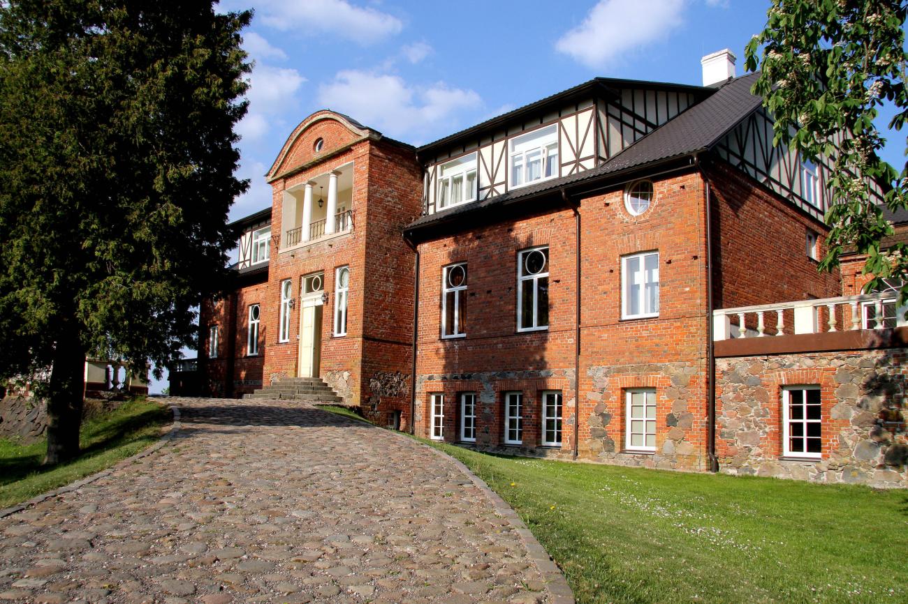 Dairy Museum and Milk Manor – Berghof | latvia.travel