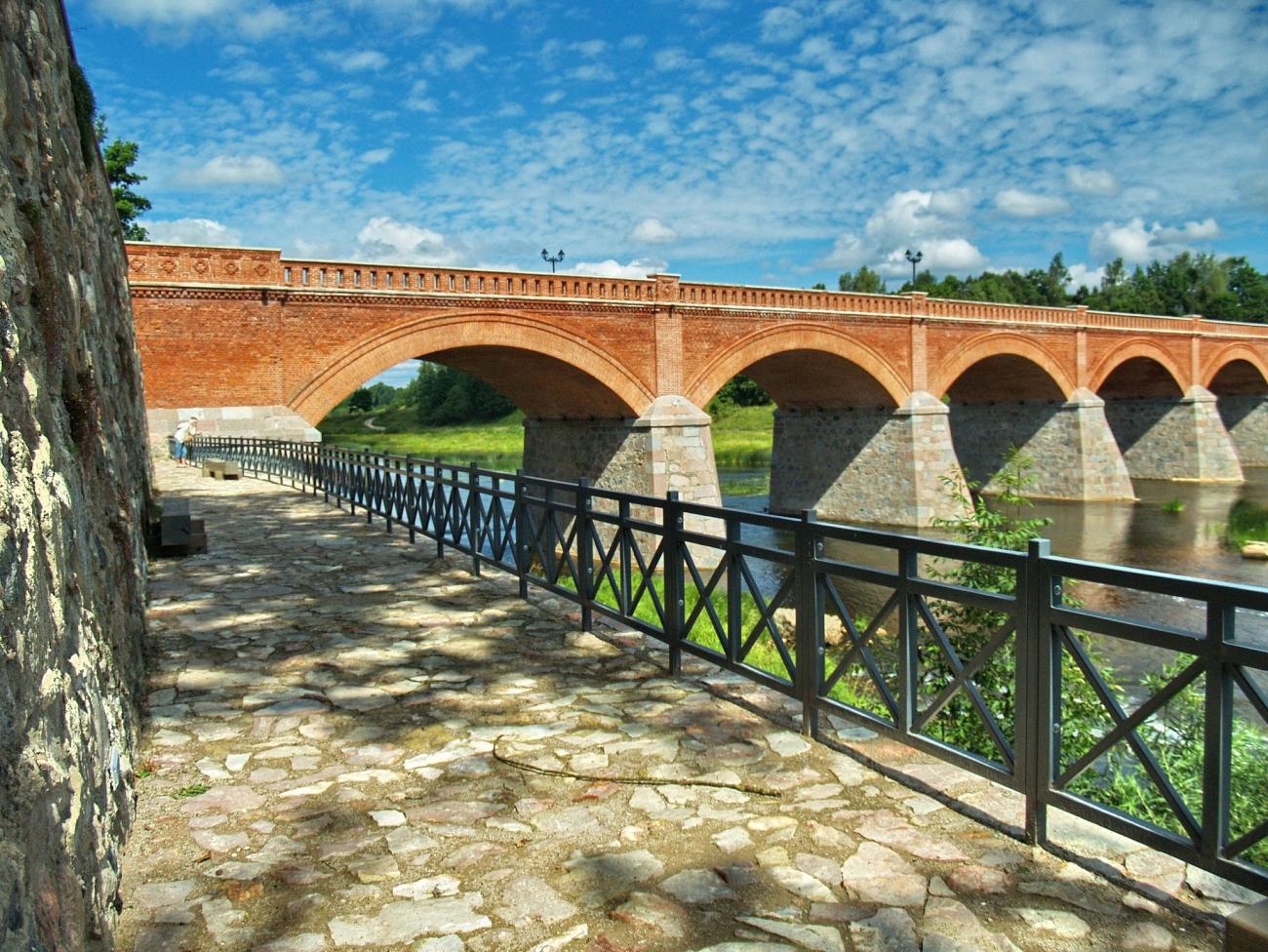 The Old Brick Bridge across the Venta river | latvia.travel