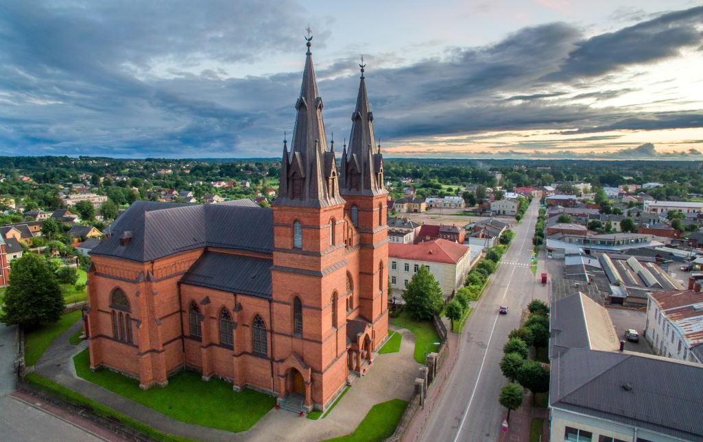 Rezekne Cathedral of the Sacred Heart of Jesus | latvia.travel