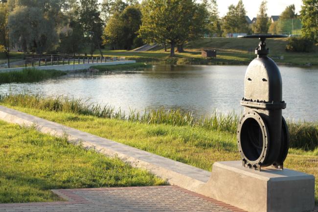 Smiltenes Vecais parks un Tepera ezera promenāde | latvia.travel